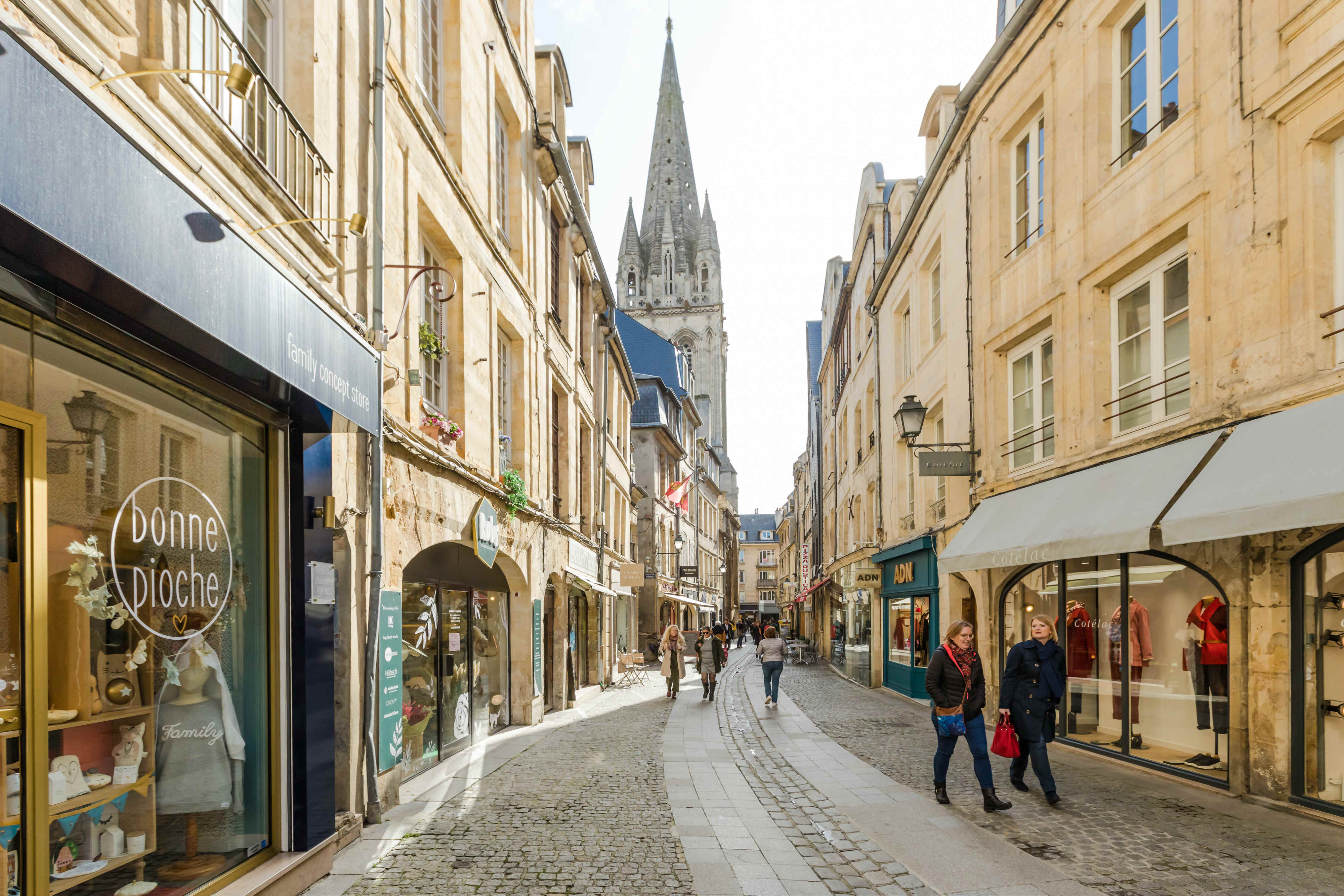 rue-de-caen-sabina-lorkin-anibas-photography-le-site-pro-de